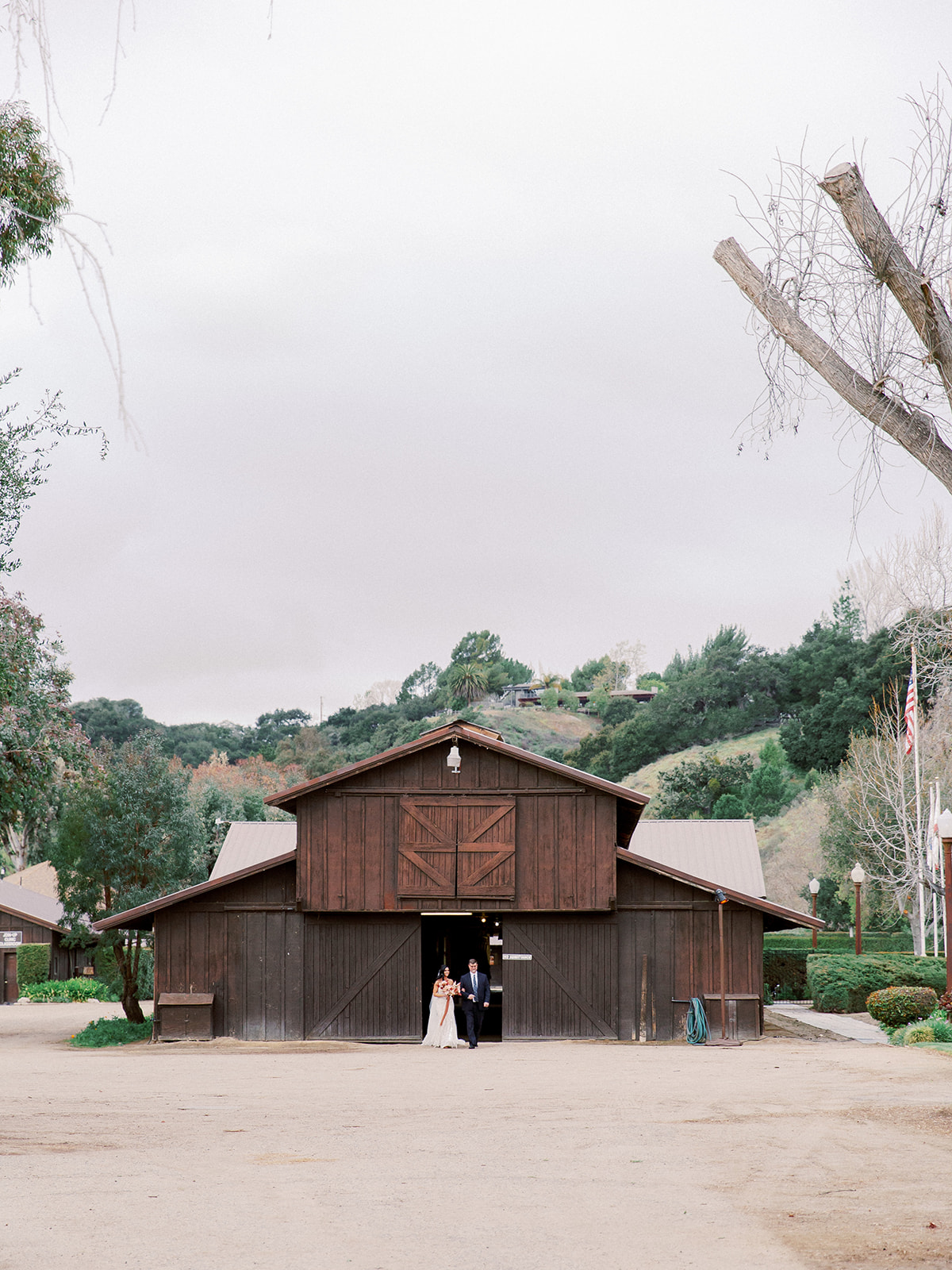 Jill + Christian | Whispering Rose Ranch - crownedevents.com