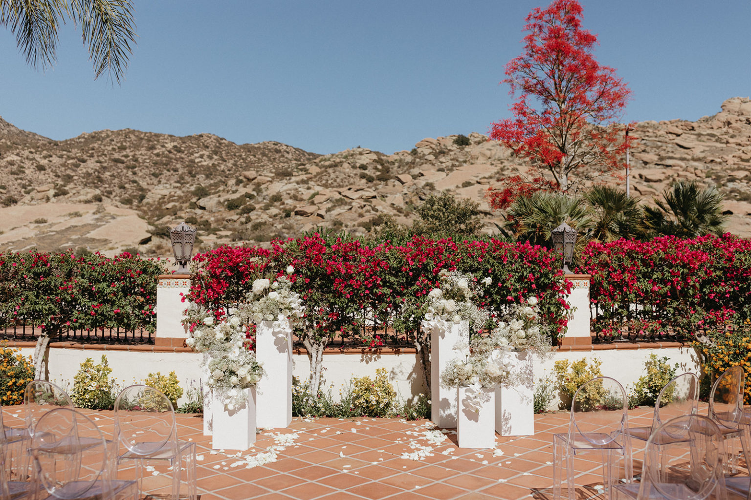 Kathleen + Brian | Hummingbird Nest Ranch - crownedevents.com